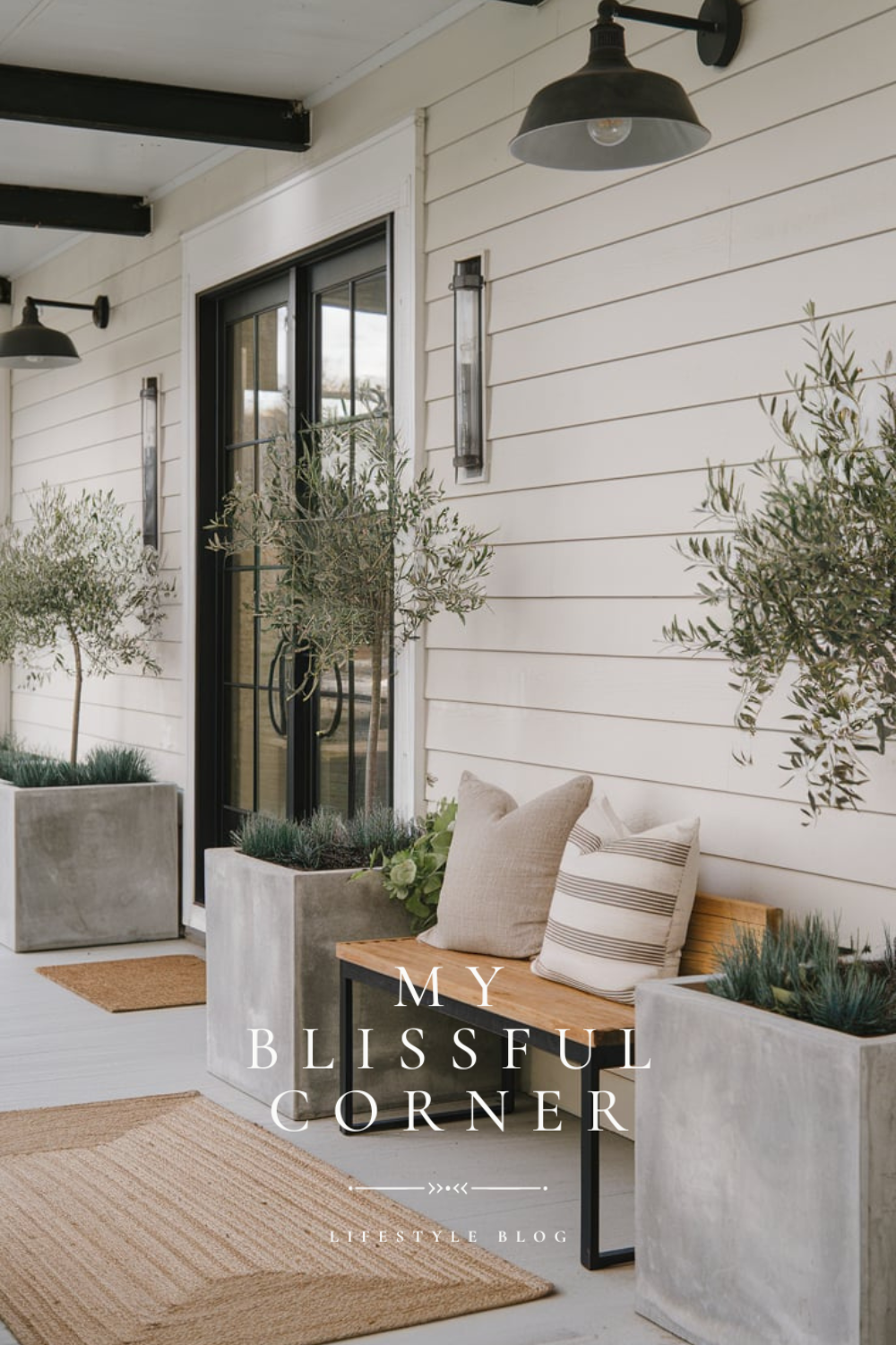 Front Porch Decor Ideas (Modern, Cozy & Small Porch Ideas)