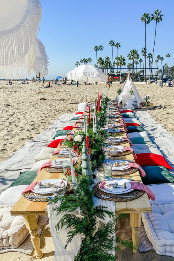 12 Christmas Party Decor Ideas That Feel Straight Out of a Holiday ...